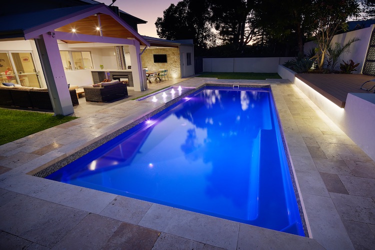 Choosing the Right Fit: Determining the Ideal Size for Your Swimming ...